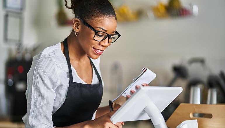 Why Adopting EPOS Software can Enable You to Track eCommerce Sales and ...