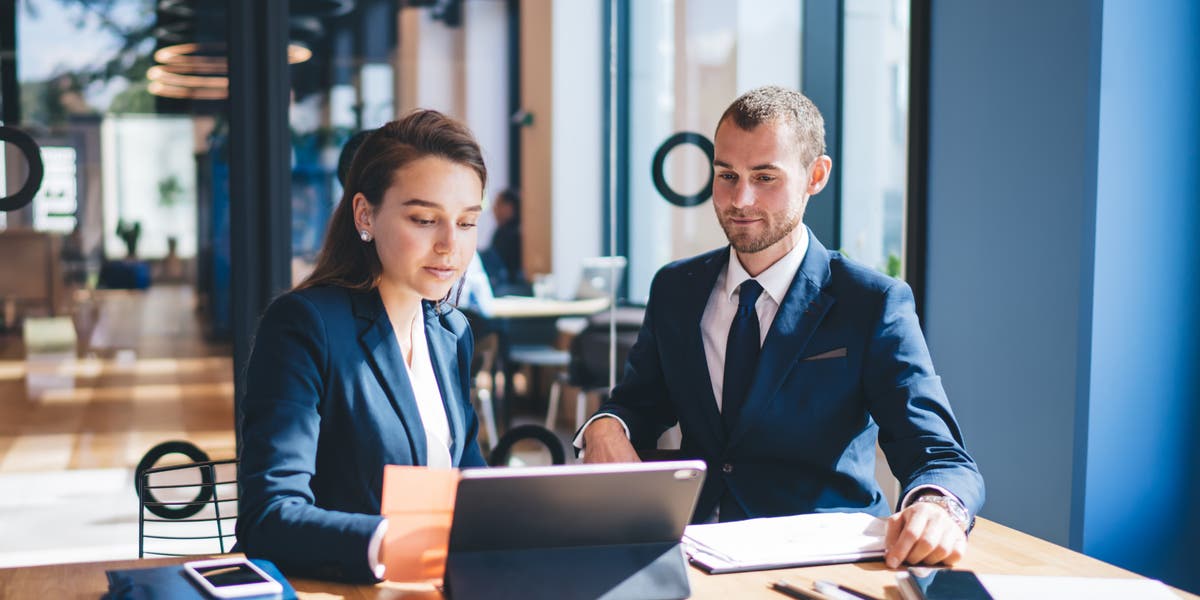 Transform your customers’ omnichannel experience with an analytics COE