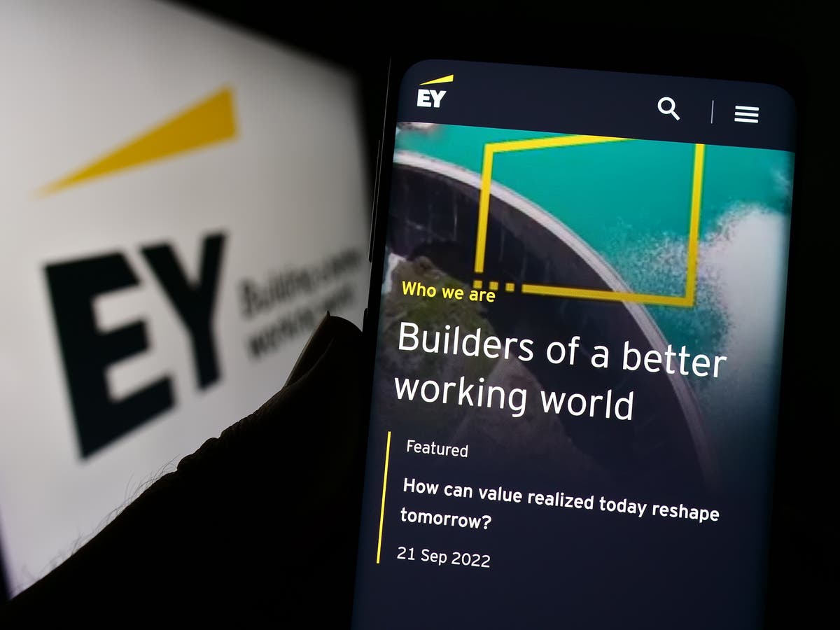 EY gains holistic view of clients with Experience Platform